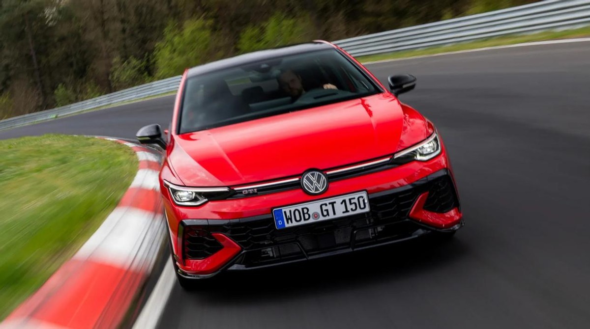 Golf GTI 50th Anniversary Edition continues the legend - iMedia