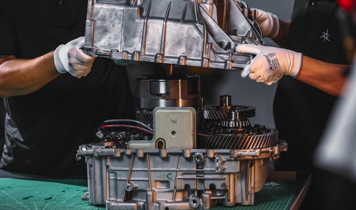 There are several essential differences between DHT and E-CVT. Popularize the technical ...