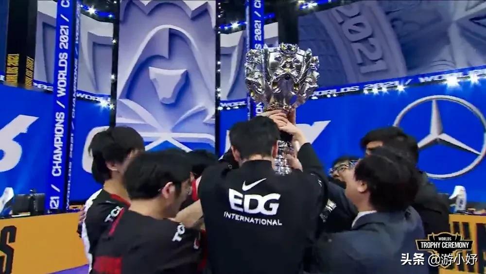 EDG老闆公布奪冠內幕，表示陣容由廠長組建，感嘆沒廠長就沒冠軍 - 頭條匯