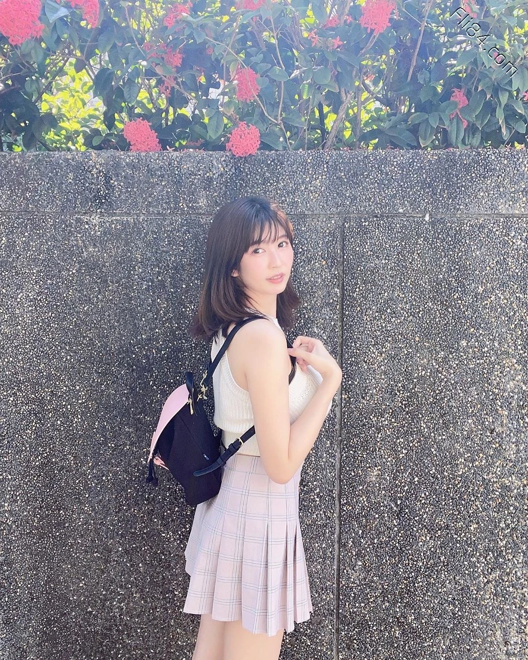 【共6图】马来西亚美女李蔼蔚Aiwei Hero清纯性感写真图片(6)_赞一把