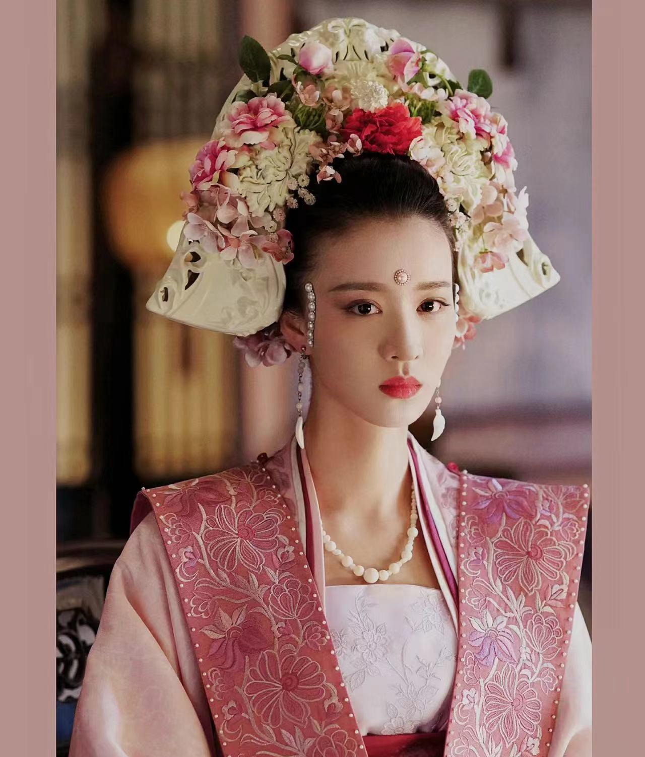 Wang Xiaochen: The unique charm of cool beauty in drama works - iMedia