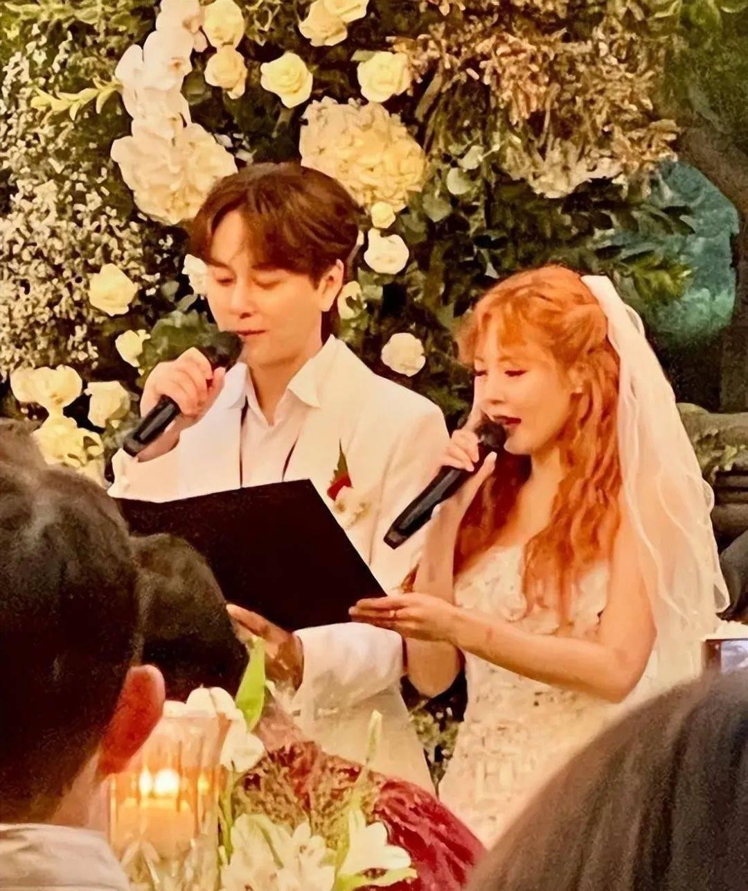HyunA and Yong Junhyung cried during their wedding speeches, and their ...