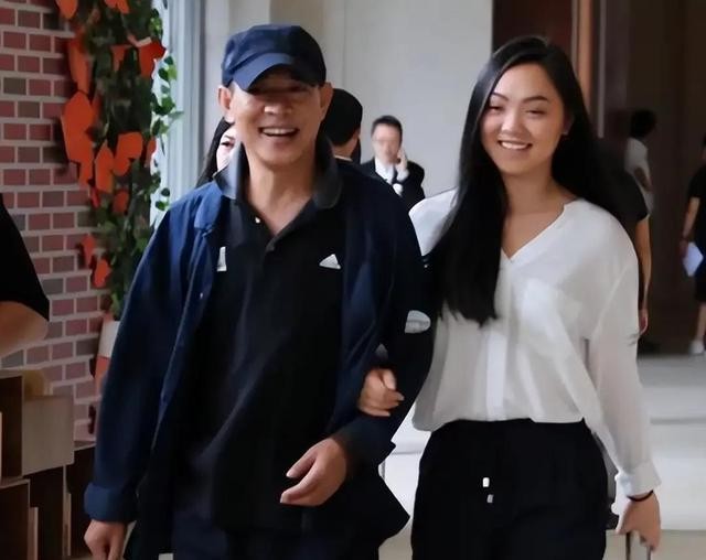 Jet Li's daughter Li Si: Still afraid to get married, says she doesn't ...