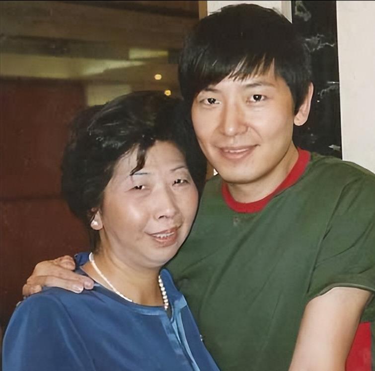 Do you still remember that Dai Jun who became famous in "Alian"? At the age of 52, he has been ...