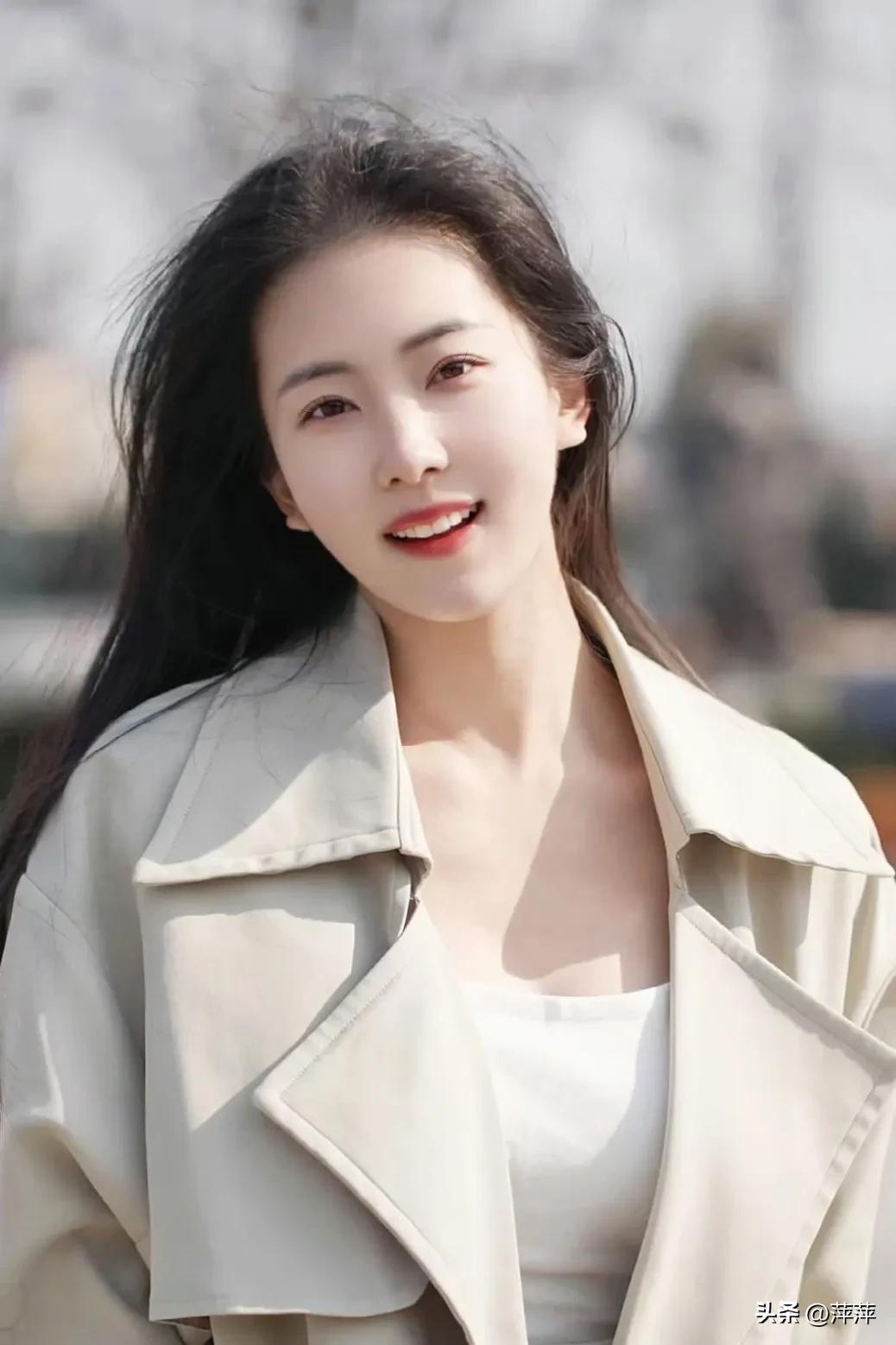 He Yuchen. Classic photos - iMedia