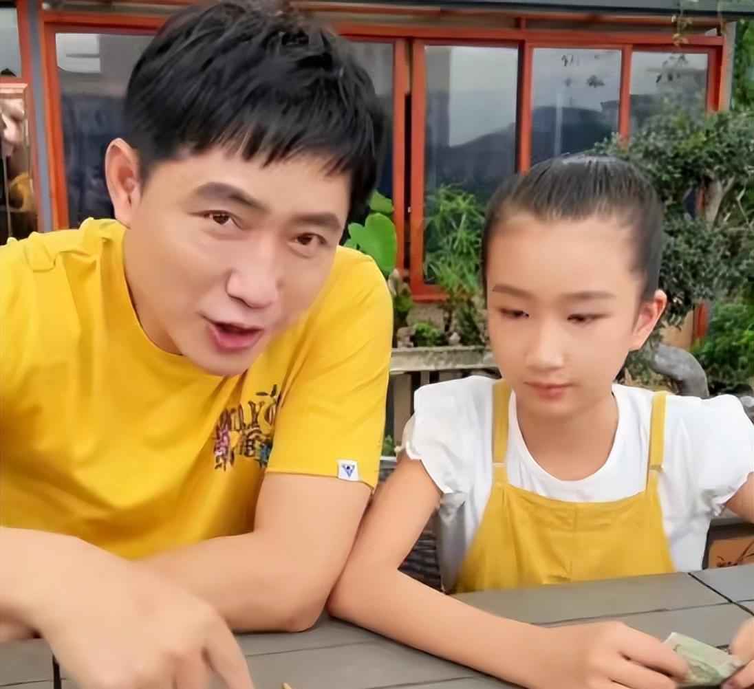 "Kang Qiyao" Peng Xinzhi turned gray-haired. It's very real. Qian Ying ...