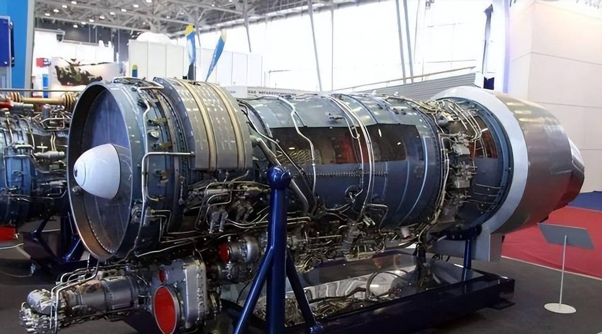 The world's only nuclear-powered bomber flew around the earth 80 times ...