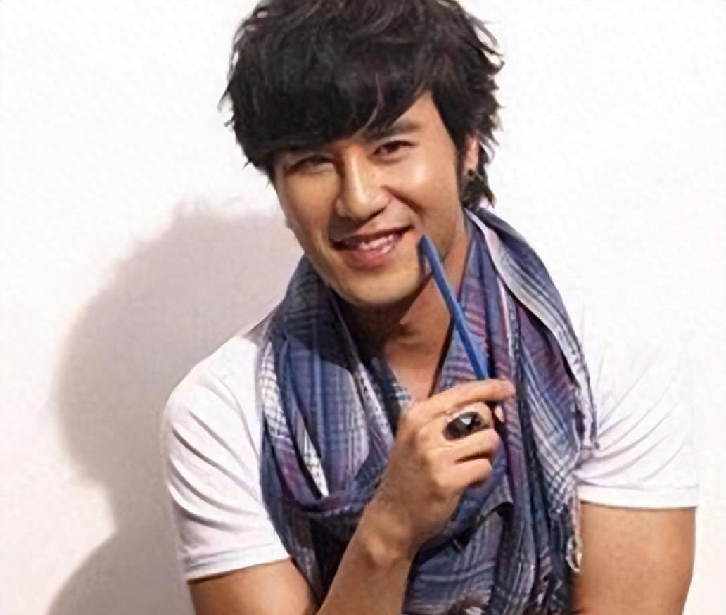 He is known as the ageless male god, and his wife is the famous singer ...