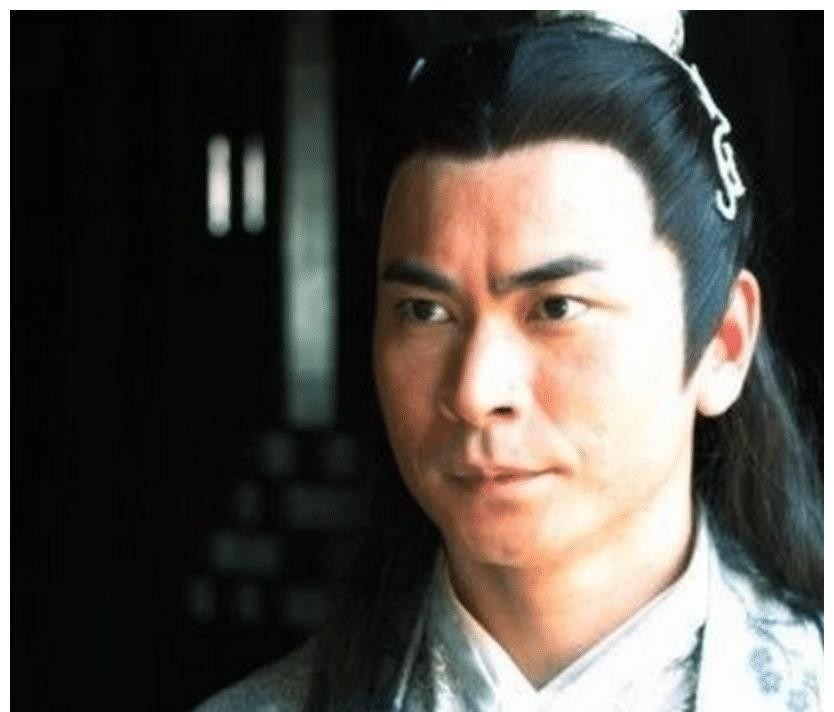 In Jin Ping Mei, Li Ping'er married four times. Why is it said that ...