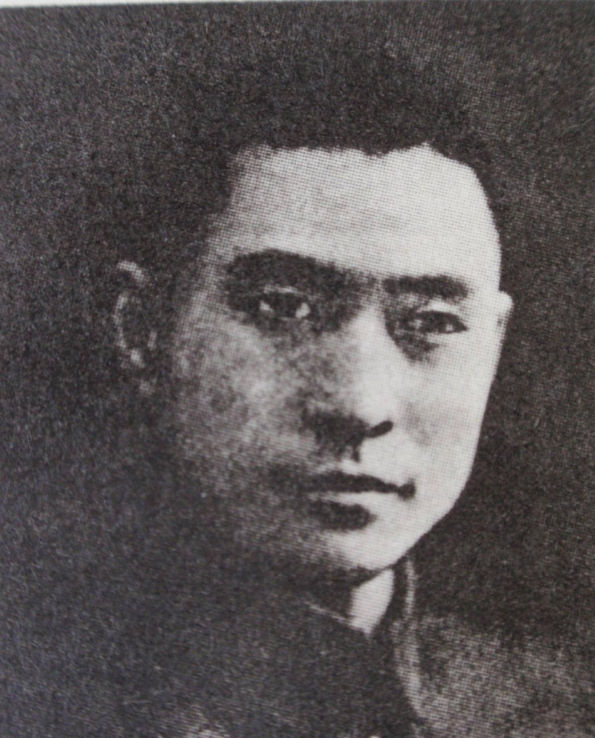 In 1977, Huang Wei came to Fang Zhimin's tomb and said in tears: I have ...