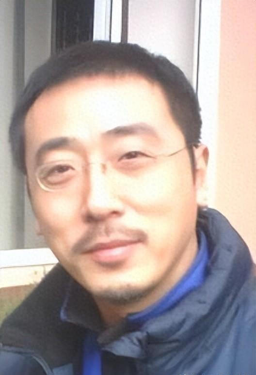 Ning Li: He married a foreign wife and had two daughters. He only ...