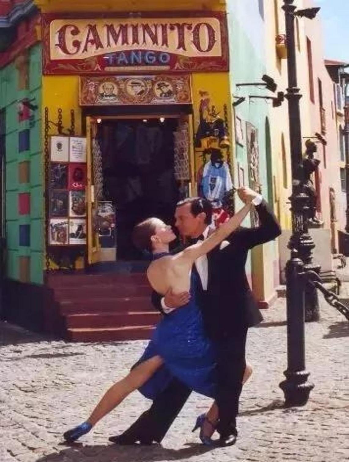 Argentine New Year Celebration: Cultural Collision and Exotic Carnival ...