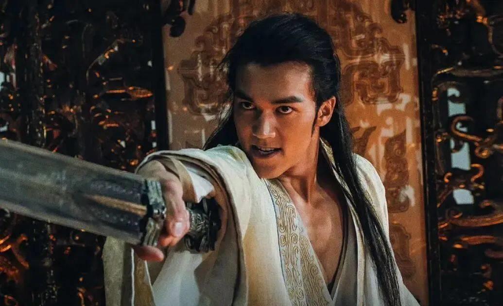 Li Muzi from "The Vanishing She" and Jiang Wenhuan from "Feng Shen ...