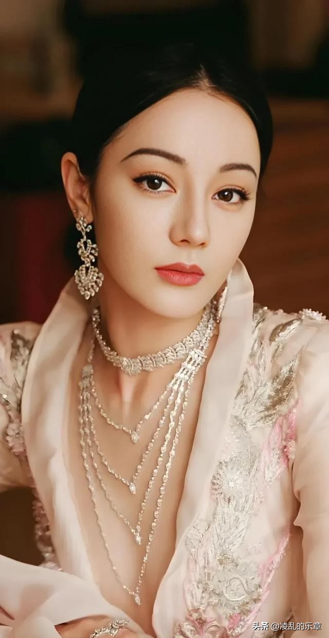 The 10 most beautiful women in China - iMedia