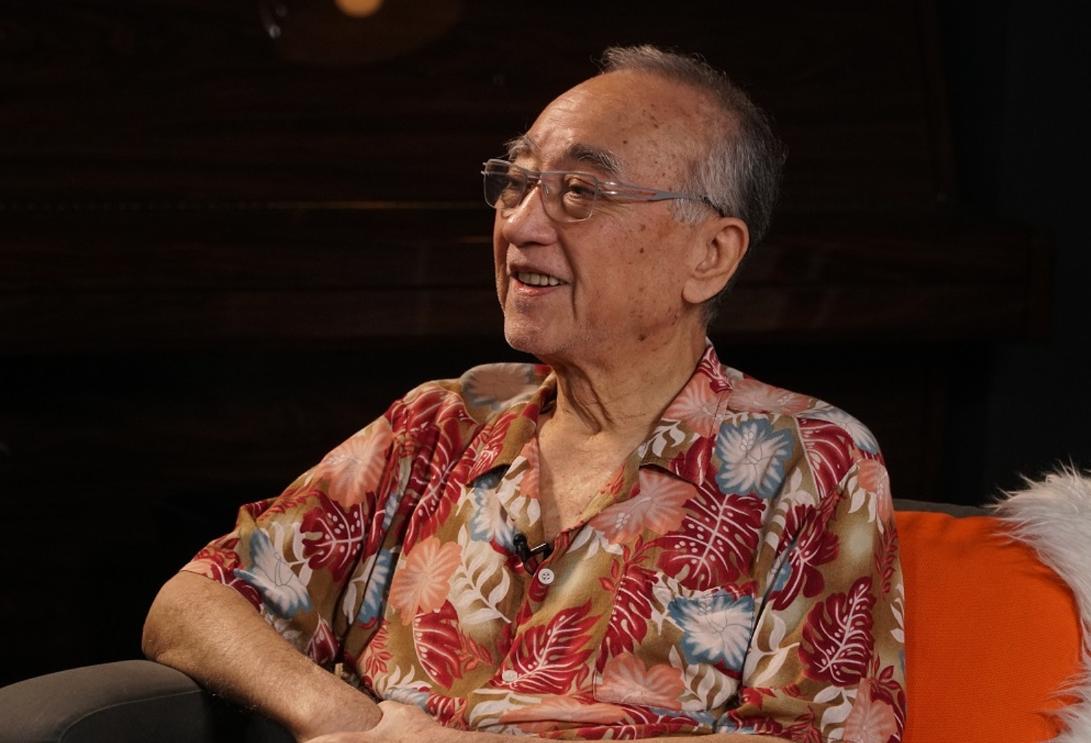 82-year-old Lu Haipeng has a difficult life. He is blind in his right ...