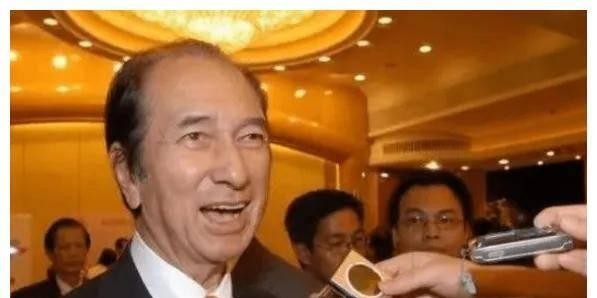 "The local emperor of Macau, Broken Tooth Koi" - iMedia