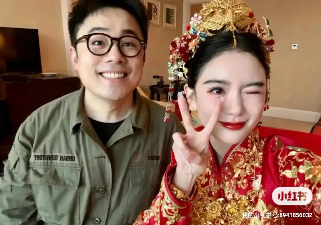 The first generation of internet celebrity Nan Sheng got married: happily and witnessed the ...