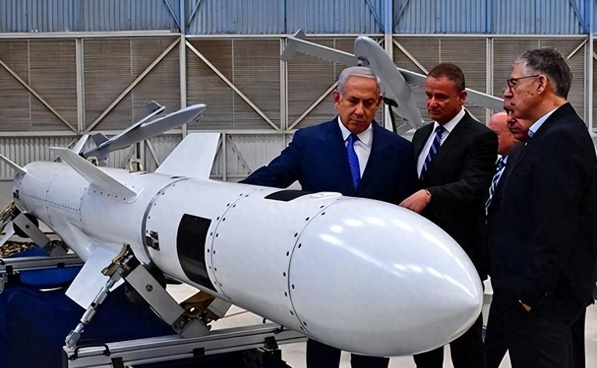 80 nuclear bombs on alert! Missiles cover Europe! Why is Israel so ...