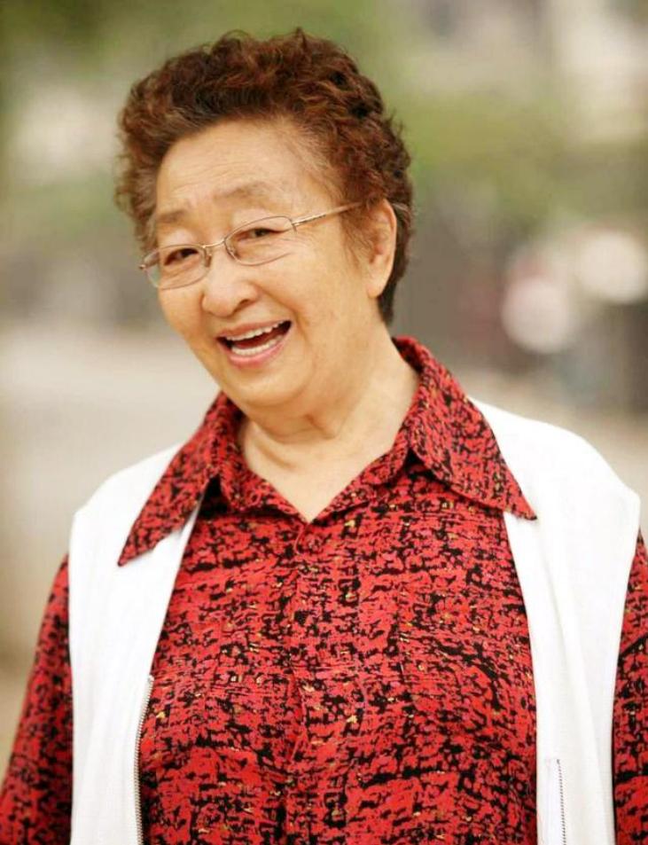 Actor Meng Asai: My grandmother is Peng Yu and my mother is Zhao Jiaqi ...
