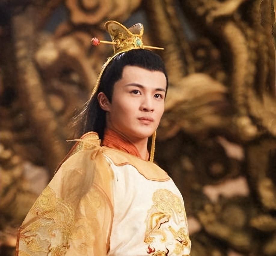 Li Song: When the prince was paralyzed in bed in 26 years, his father ...