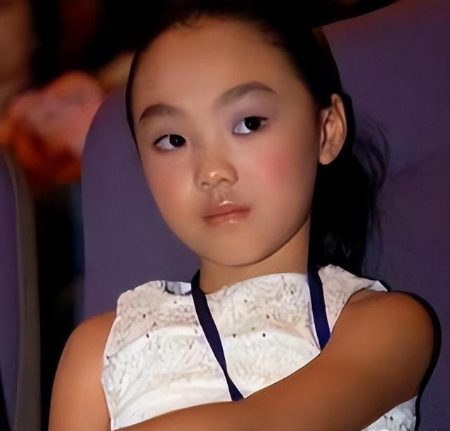 Jet Li's daughter Li Si: Lack of love since childhood, left-behind ...