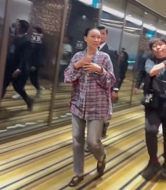 57-year-old Na Ying appears without makeup? Amazing reversal! Why are ...