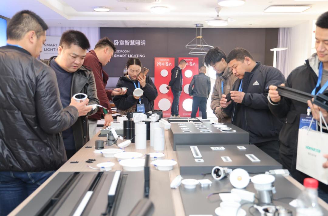 Hongyan signed 114 new customers! - iMedia