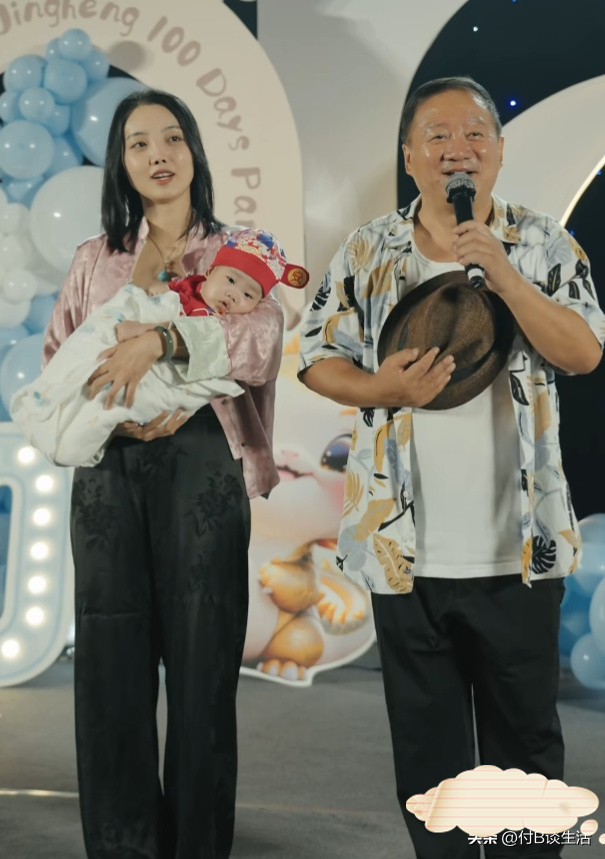 This time, 55-year-old Xie Guangkun's "underpants were stripped off", and his ex-wife Sun Xiaoyu ...