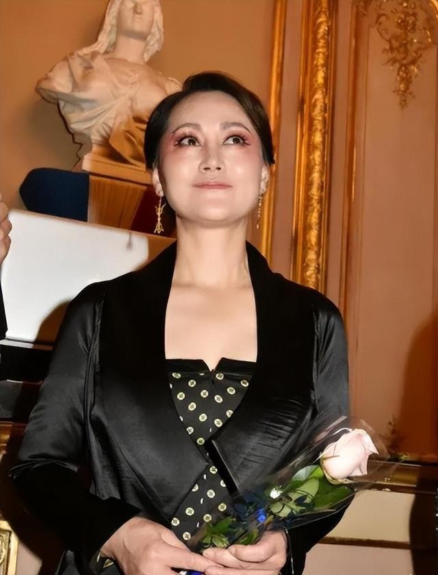 The rise of the "ruthless" Song Jia: abandoning her sick husband ...