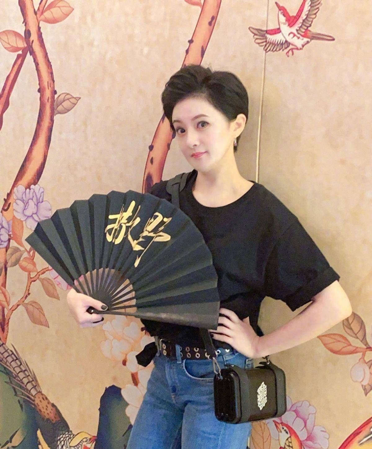 44-year-old Jin Ming's current situation: living alone in a luxury ...