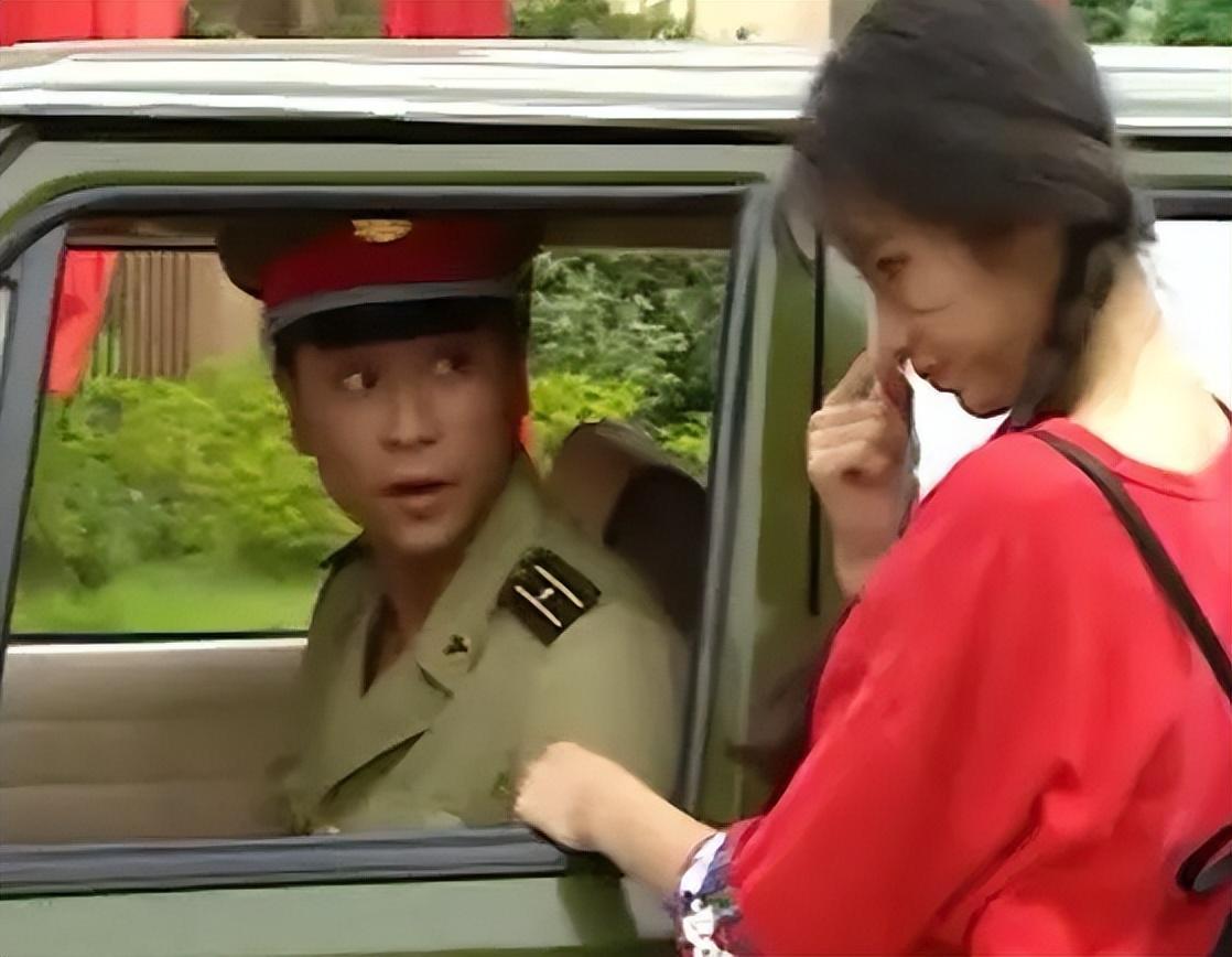 Actor Luo Gang: Married Hao Lei, 23 years his junior, accompanied his beloved wife to overcome a ...