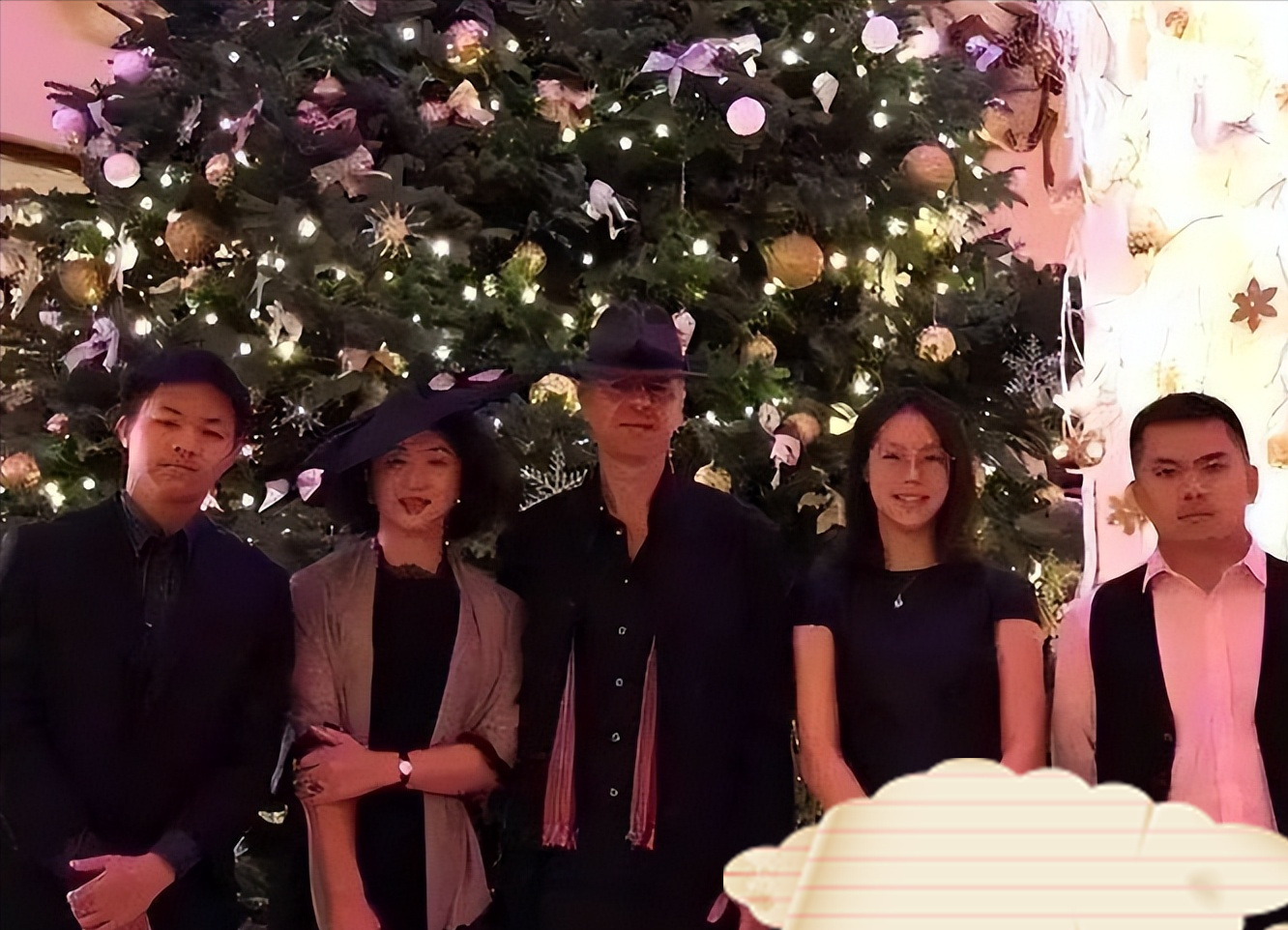 The three children Jin Xing adopted 20 years ago have grown up like ...