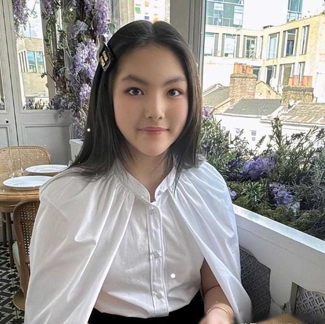 Li Xiang finally turned over! Wang Shiling, who was raised by her rich ...