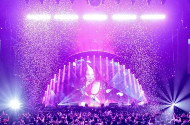 Zhou Hui's "Promise 25" Wuhan concert, one selected golden song after ...