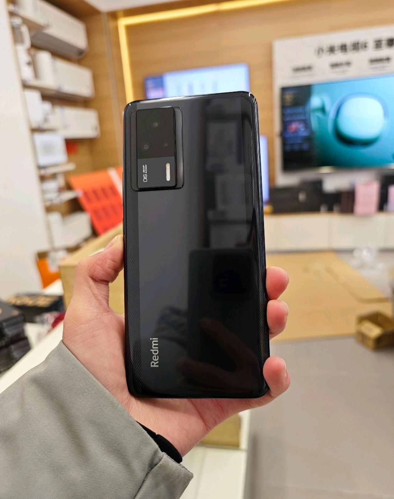 Mobile Phone Choice: Behind the dazzling appearance, the delicate ...