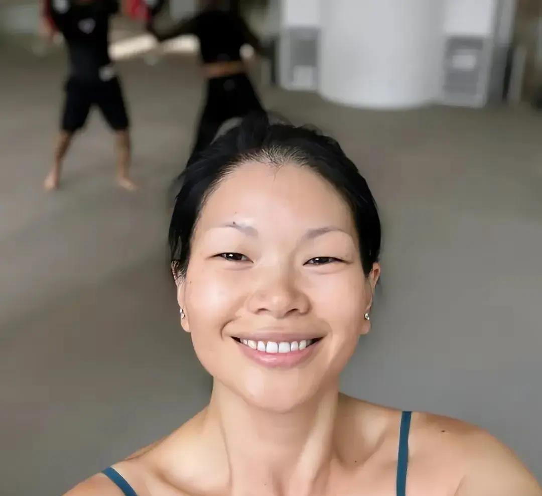 Chinese supermodel Lu Yan's comments on social media sparked widespread controversy - iMedia