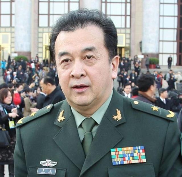 Huang Hong, who has appeared in the Spring Festival Gala for 24 ...