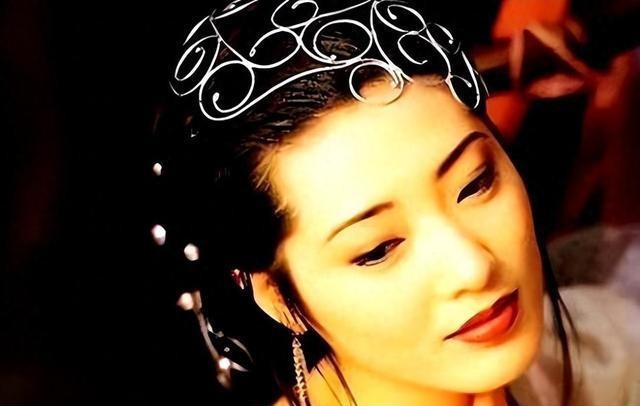 Category III film actress Yang Simin made a rare appearance in the Hong ...