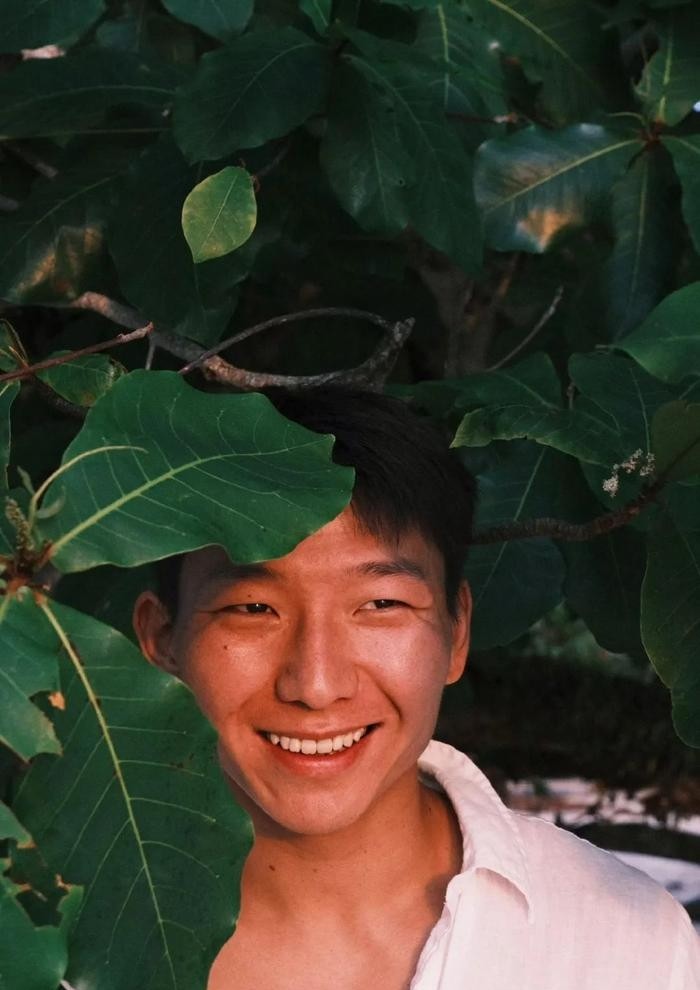 Zhang Yu in "Snow Labyrinth", Jiang Qiming in "Waterside Stories ...