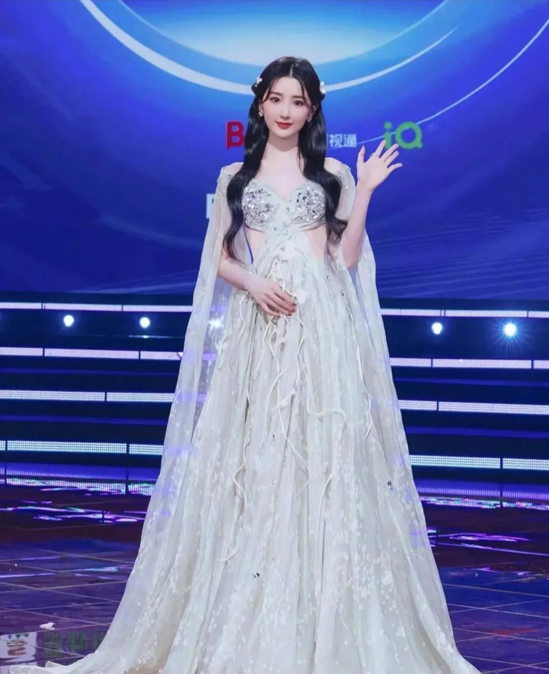 Everyone knows that Mao Xiaotong is an actress, but few people know ...