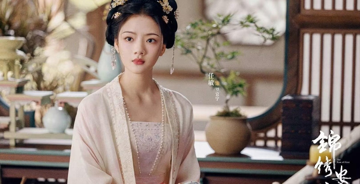 It was not until he was arrested and imprisoned that Luo Yining ...