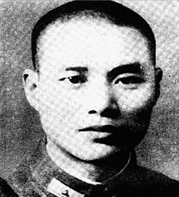 In 1949, Shen Zui reported Zhang Jingfu for killing Yang Hucheng. 34 ...