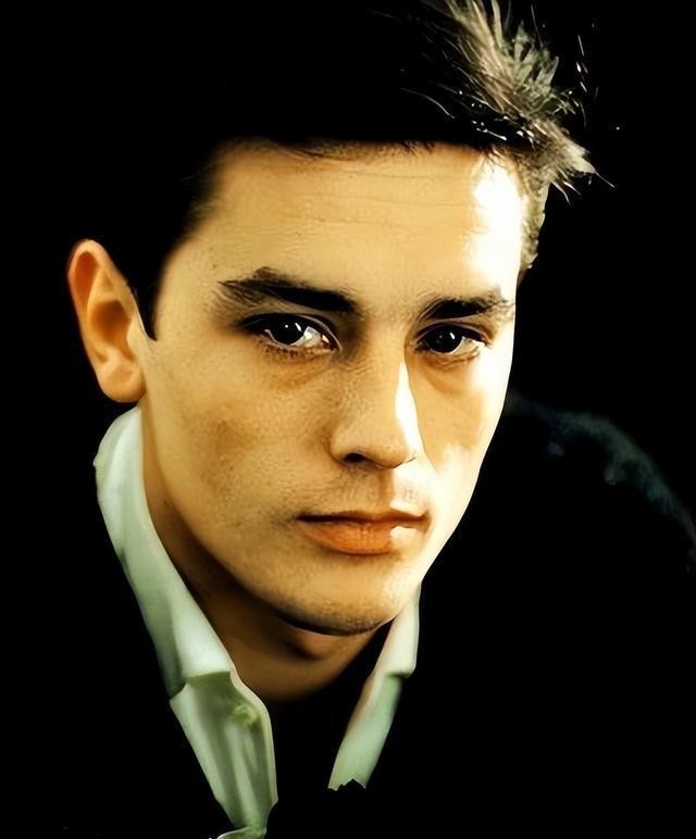 Alain Delon: Europe's most handsome man who is into everything ...