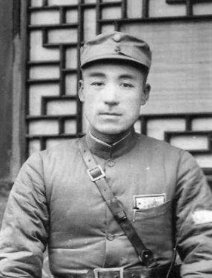 Chiang Kai-shek pointed at Zhao Shoushan and asked, "Is he reliable ...