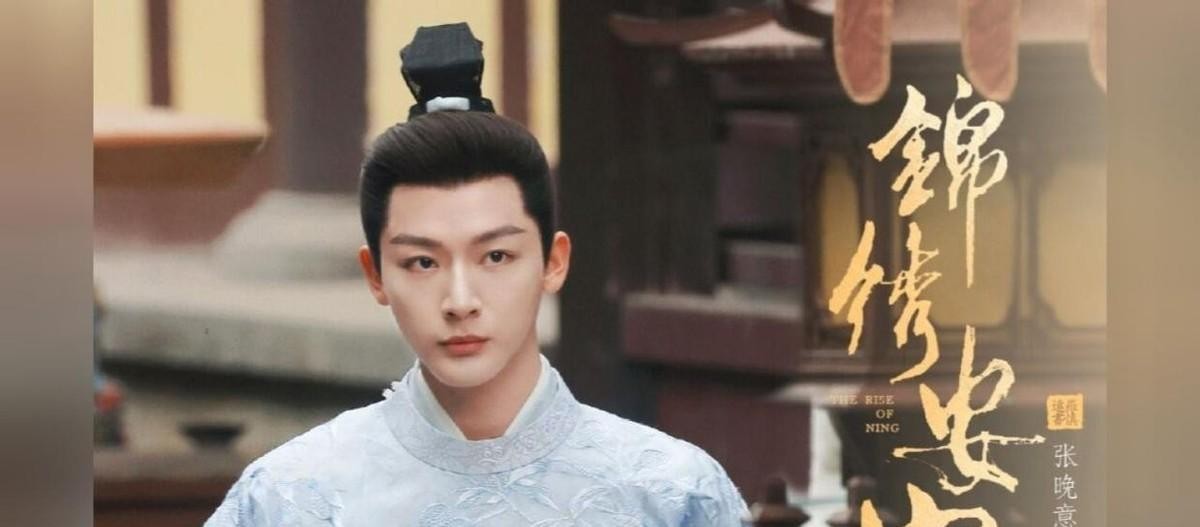 "Seven Nights of Snow" and "Splendid Peace" compete with each other ...