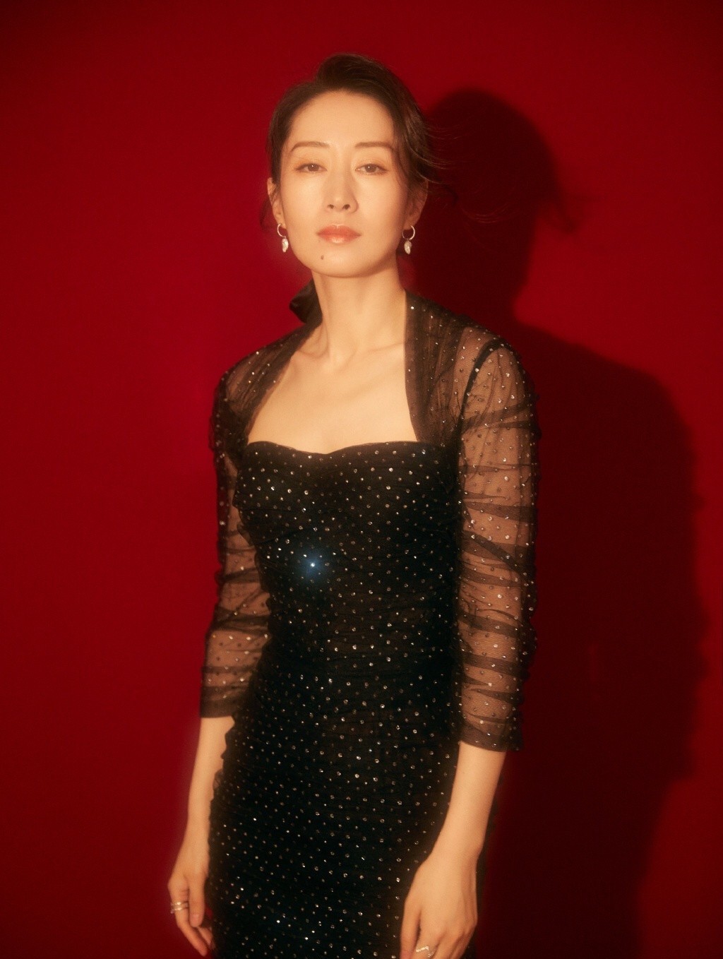 Liu Mintao performs a perspective temptation, the older she gets, the ...