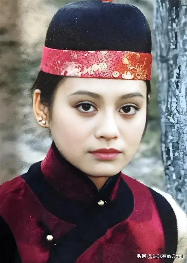 52-year-old Ning Jing's recent photo was shocking! Domineering response: Don't think I'm old ...