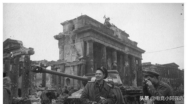 In 1945, German Navy Marshal Dönitz really appeared, but Germany was ...