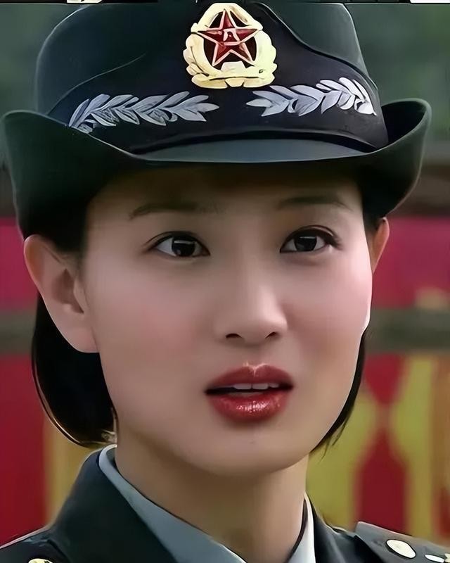 She became famous overnight with Wu Jing. She was so beautiful when she ...