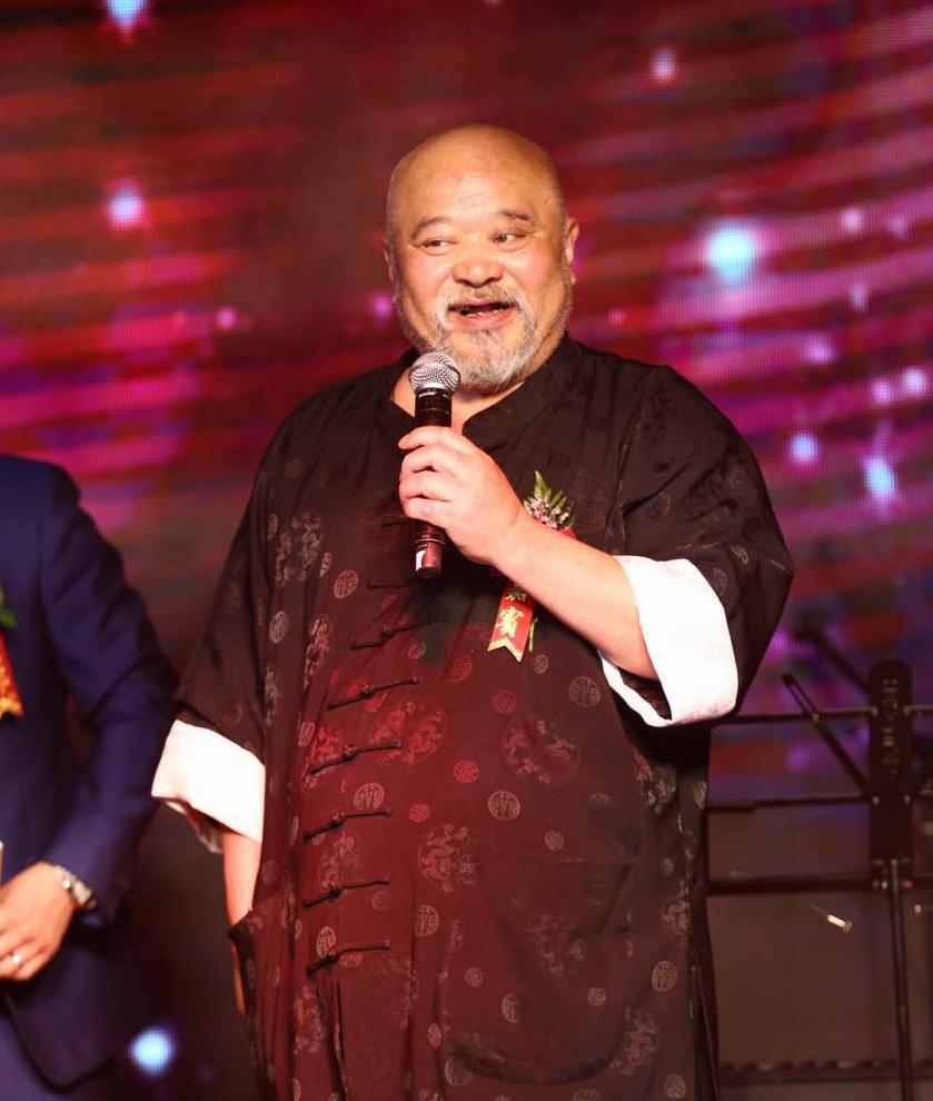 Actor Li Qi: After a flash marriage with his wife, his three children ...